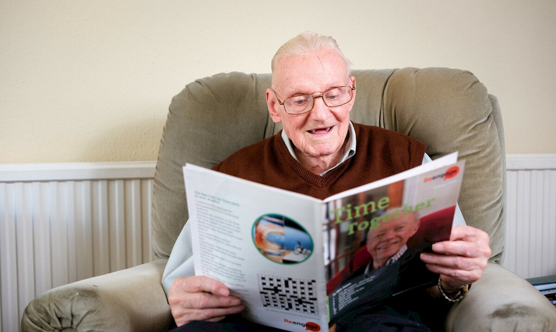 A charity tackling isolation & loneliness among older people: about us