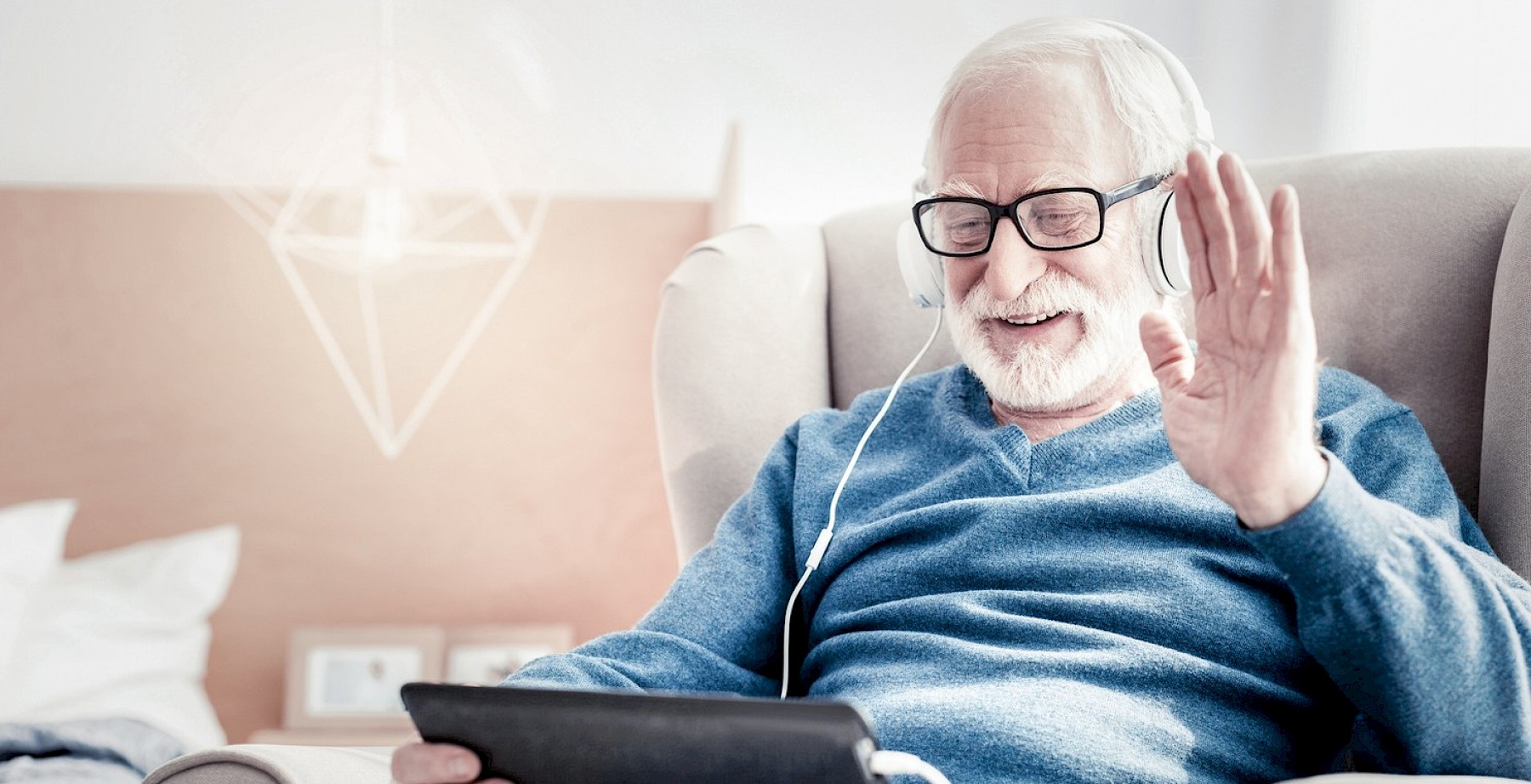 Research shows connecting with others encourages older people online